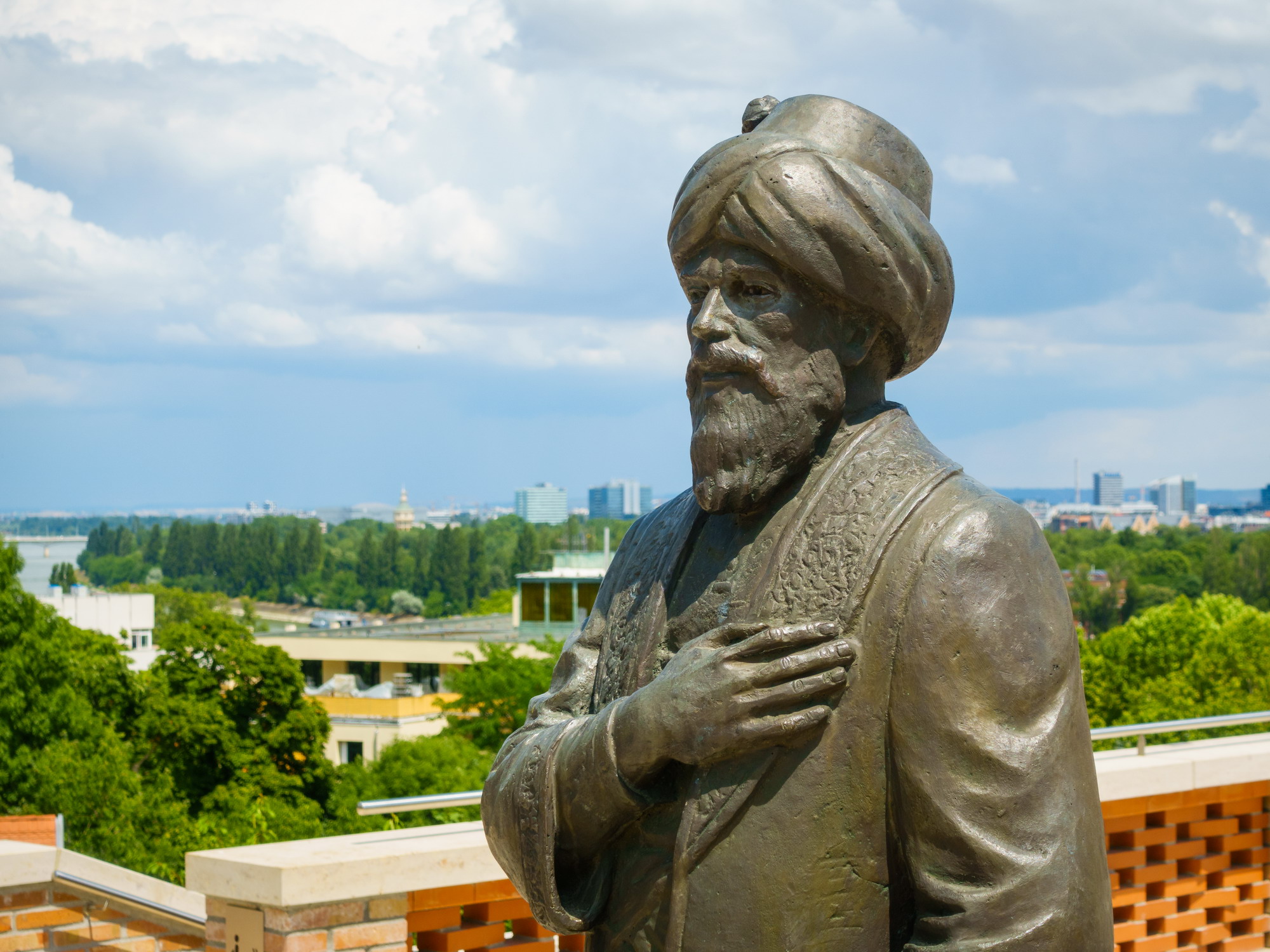 Buda legromantikusabb randihelye - Gül Baba türbéje | MyBuda